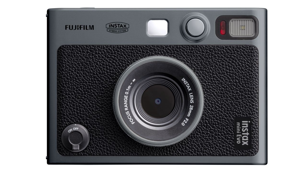 Annunciata la fotocamera istantanea instax mini Evo Limited Edition ...