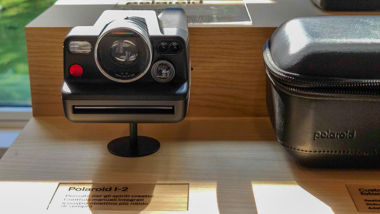 Polaroid I-2: l'istantanea fa il salto di qualità | Fotografi Digitali